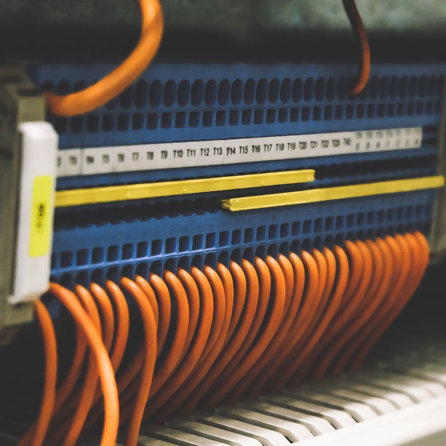 Tips for Correctly Wiring a PLC in Your Warehouse - CloudCow
